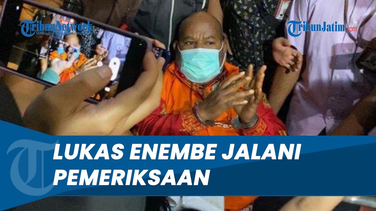 Sempat Acungkan Jempol dan Pakai Kursi Roda, Lukas Enembe Sudah Jalani Pemeriksaan di Gedung KPK ...