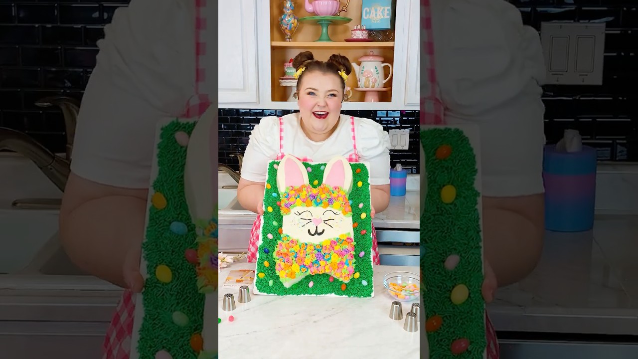 The CUTEST Easter Bunny Sheet Cake Tutorial You Need to Try!#tutorial