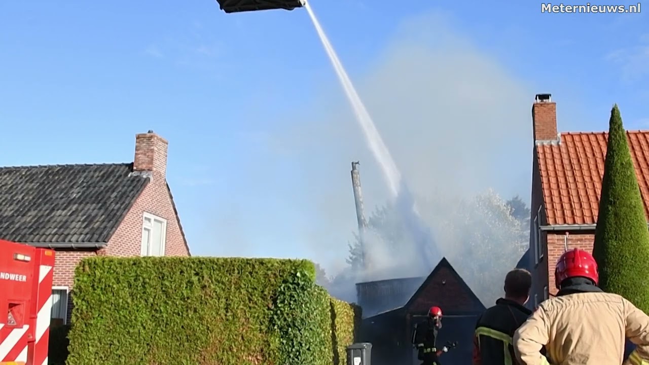 Uitslaande brand schuur in Woldendorp(Video)