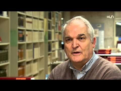 Quelles questions soulèvent la constitution de la plus grande bibliothèque généalogique au monde?