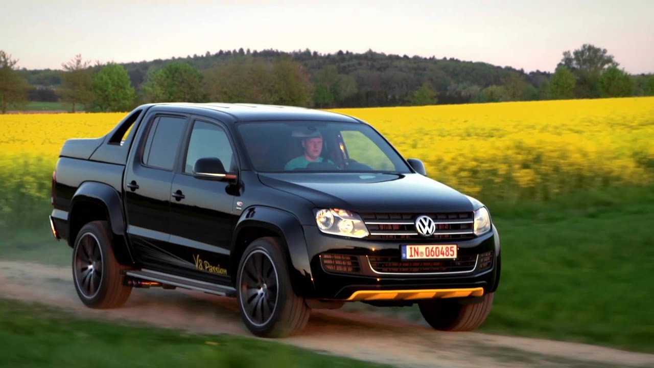 The World's Only V8-Powered Amarok Takes a Stroll - autoevolution