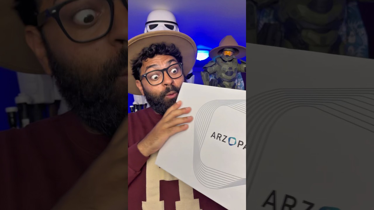This is the Arzopa 16.1 inch portable gaming monitor!! This things is amazing!!