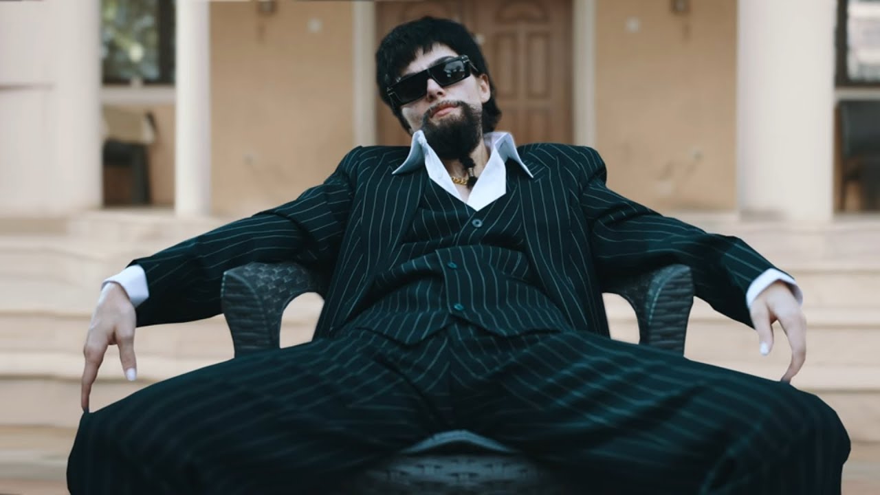 Theo Rose - A venit poliția (From "Candidatul perfect" The Movie ...