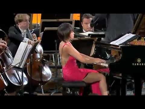 Yuja Wang - Shostakovich Concerto No 1 for Piano and Trumpet