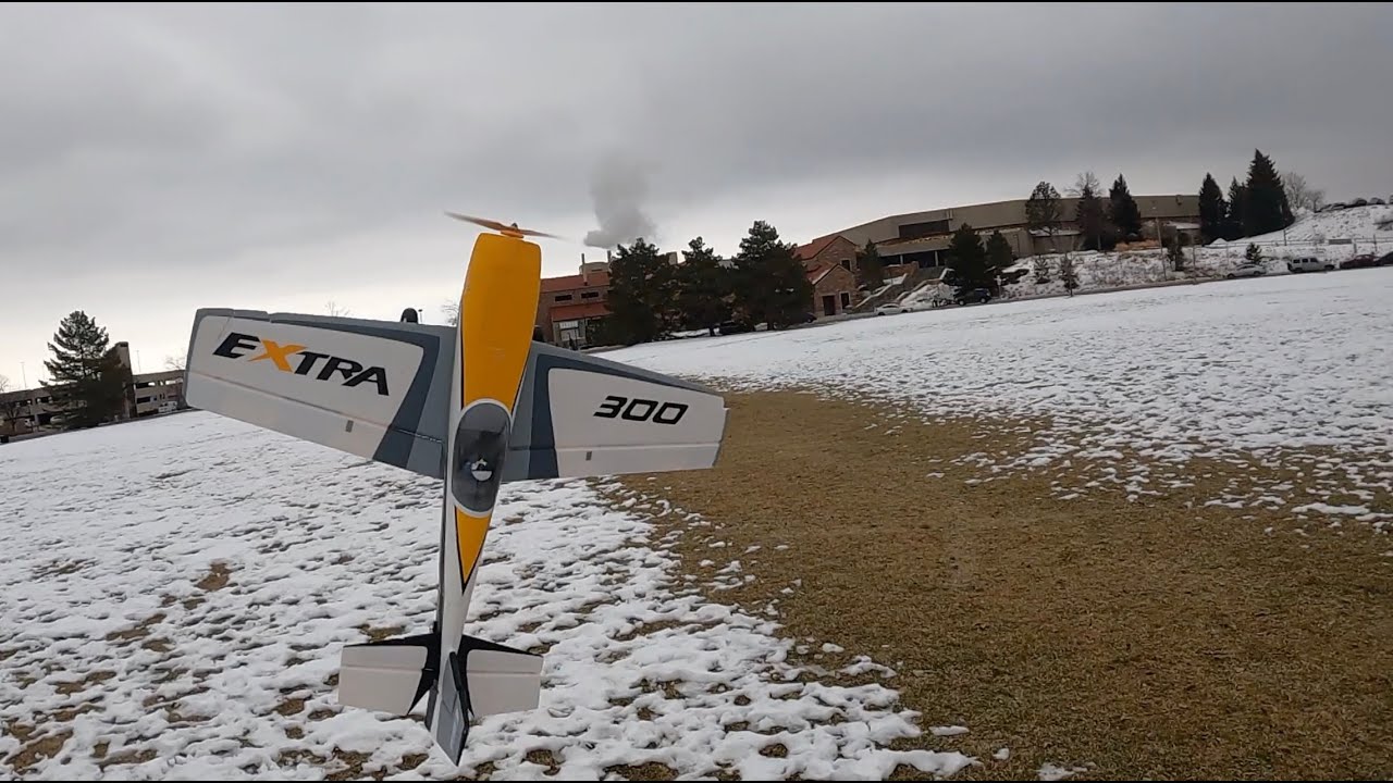 E-flite Extra 300 Hovering/ACRO