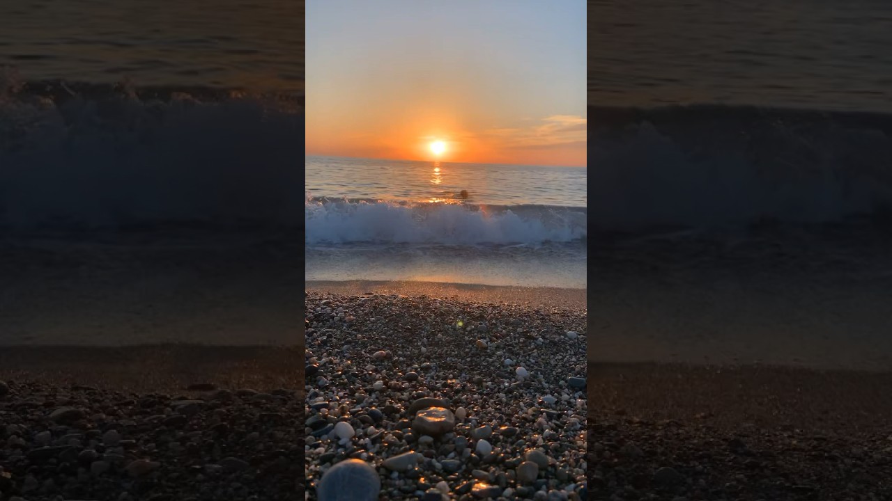 Sunset lovers, breathtaking beautiful stunning beach #gopro #sunset #beach #travel #holiday #sony