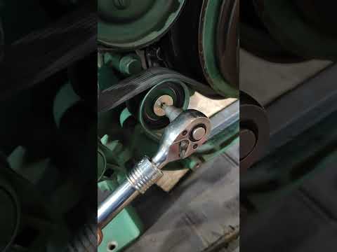 volvo fan belt arjestor puly tight @heavydieselengines4115