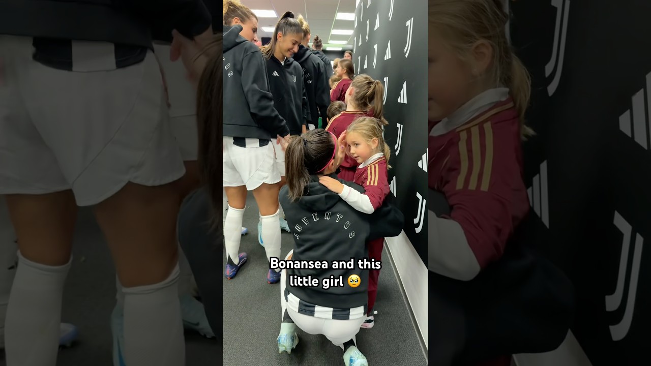 How cute they are 🥹🤍🖤 #juventuswomen #emotional #football
