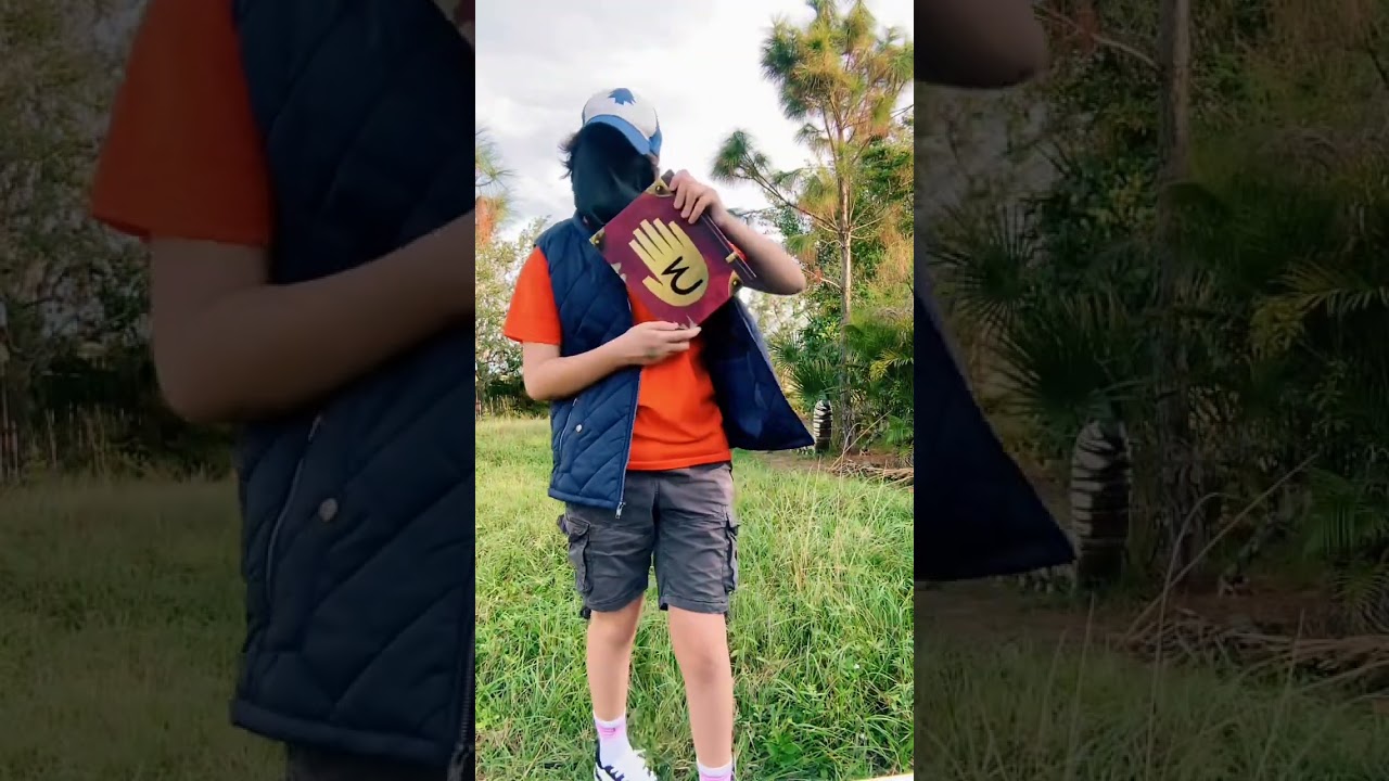 Dipper Pines Cosplay!! 🌲(ik the transitions bad and i have a mask on 😭) #gravityfalls #cosplay