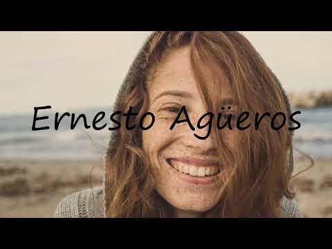 How to pronounce Ernesto Agüeros in English?