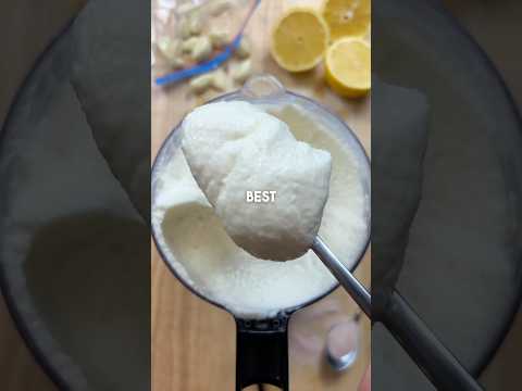 Toum (Lebanese Garlic Sauce)
