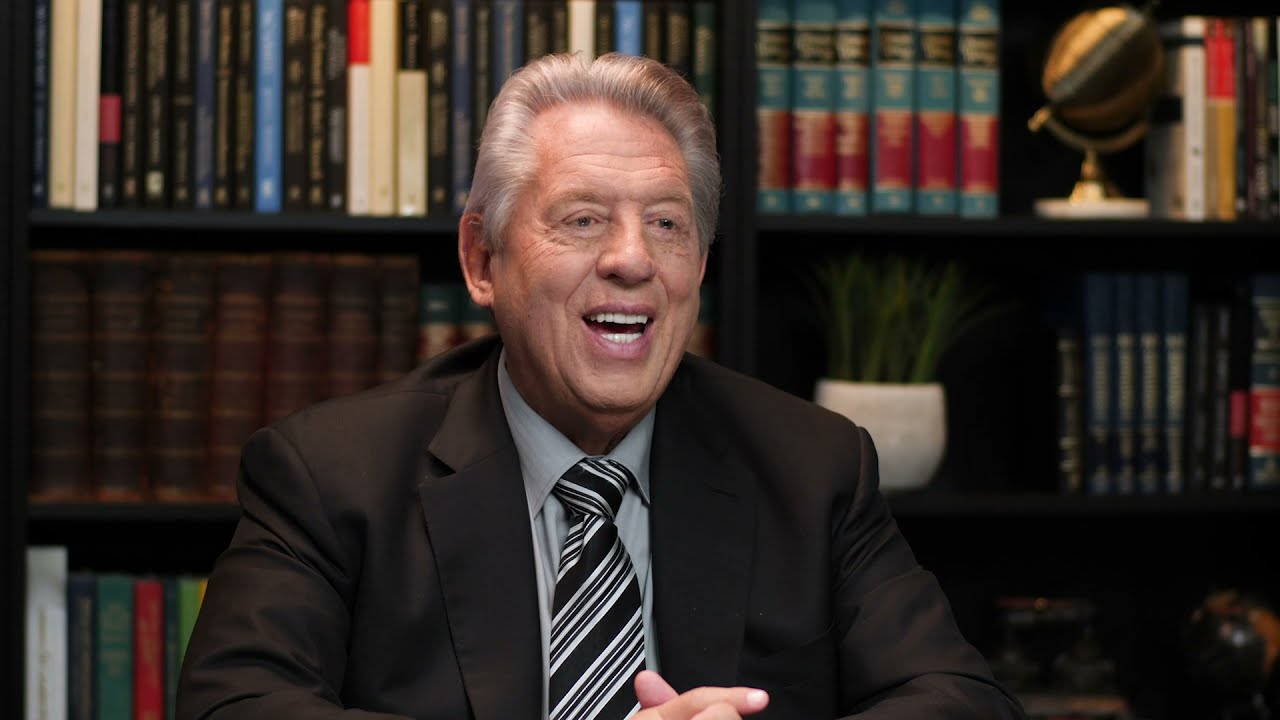 Minute With Maxwell: INFLUENCE - John Maxwell Team