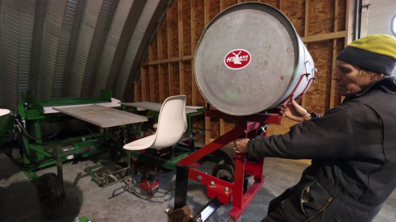 Holland Transplanter -  Walk Around at Market Farm Implement
