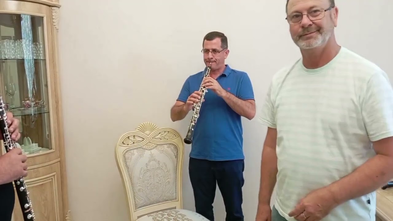 Armstrong Werth and oboists from the Armenian Philharmonic Orchestra