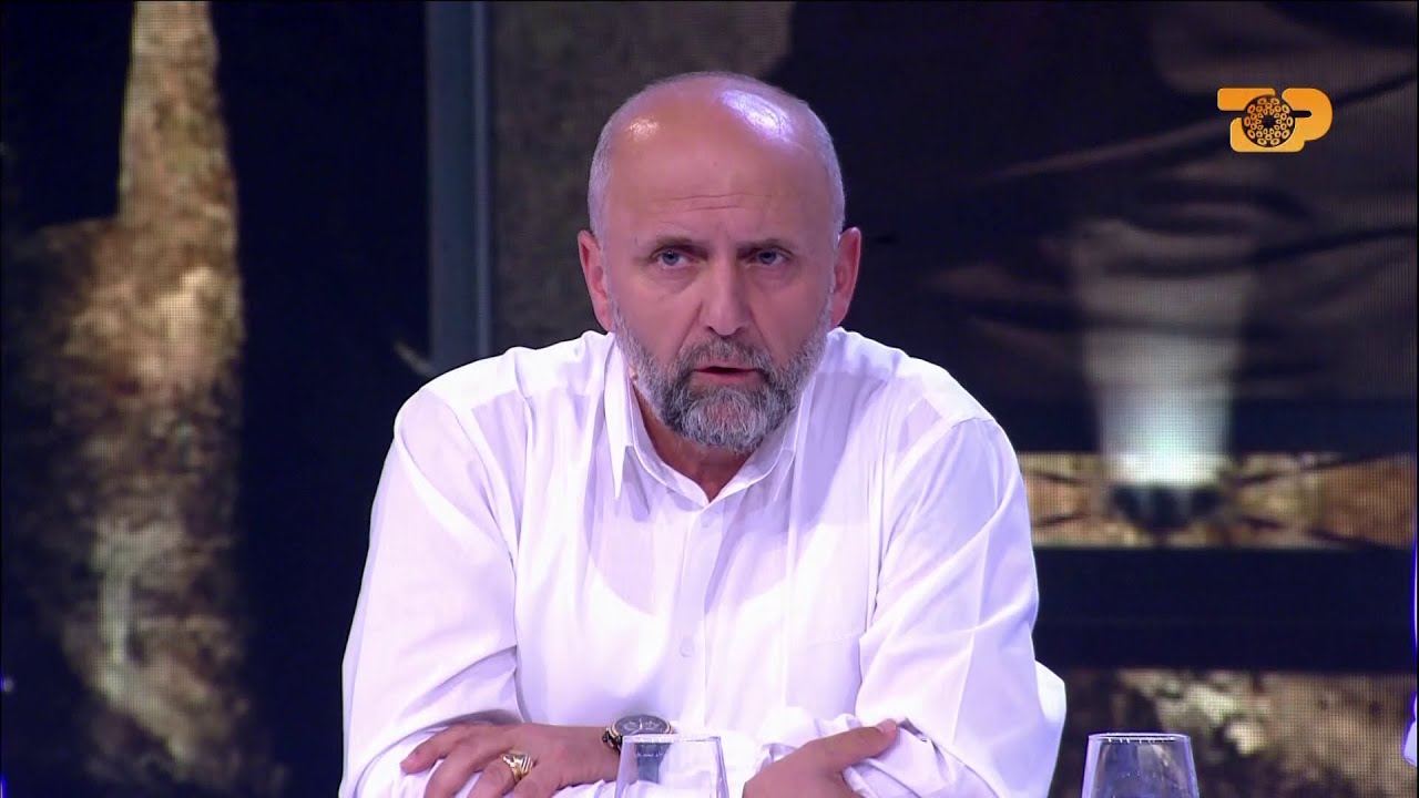 Alfred Cako: Anijet luftarake ruse në Adriatik, ja shpjegimi E Diell 19 ...