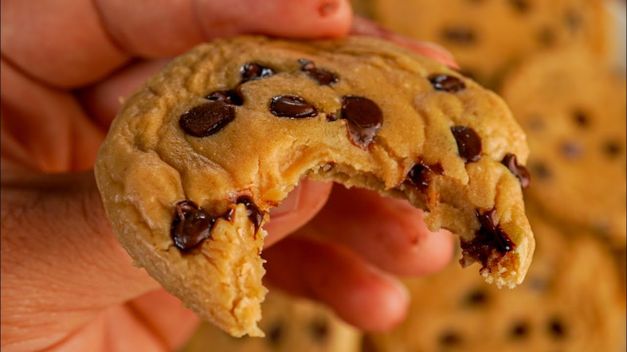 44 Calorie Cookies | High Protein Chocolate Chip Cookie Recipe