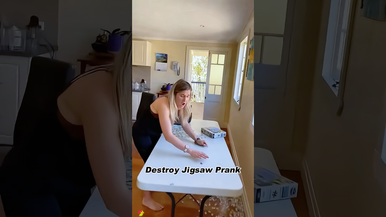 Destroy jigsaw prank 😂😂#funny#funnyprank #usa#fyp#youtubeshorts