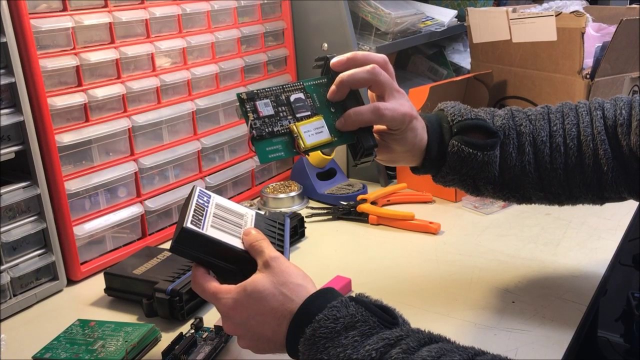 ArduECU: Un Arduino industrial resistente al agua y compatible con ...