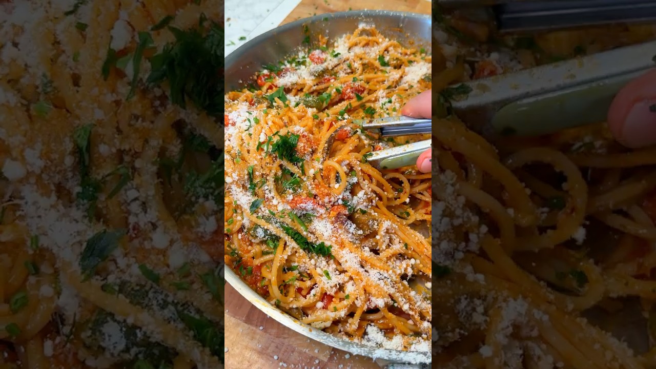 Roasted Veggie Pasta with Garlic Tomato Sauce | Vegan & Flavorful! 🍆🍅🧄