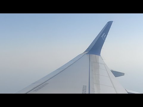 Live Landing at HER Airport, Crete Island Greece using inflight wifi service