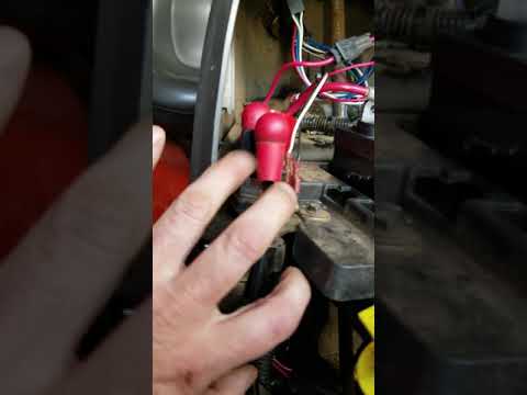 Fuse placement on Husqvarna lawn tractor