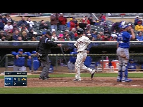 TOR@MIN: Twins put up a five-spot in the 5th inning