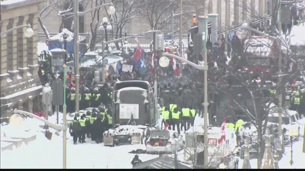 Ottawa crackdown: police arrest 100 after 3-week protest