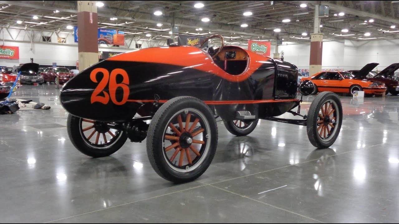Custom 1925 Ford Model T Boattail Looks Like a Rocket on Wheels, Does ...