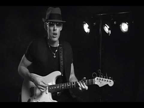 "San Diego one man band" / Craig's Mighty Island / contact at mightyisland@live.com