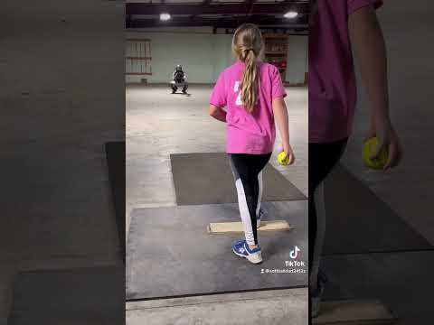 Practice β€οΈπ₯#softball #10u #pitcher #shorts