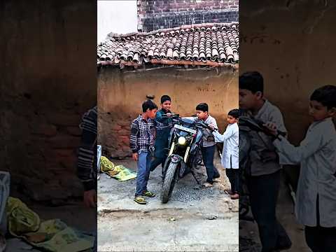 Pulsar N160 new model children Reaction #n160 #pulsar #pulsarn160 #reaction #child #shorts