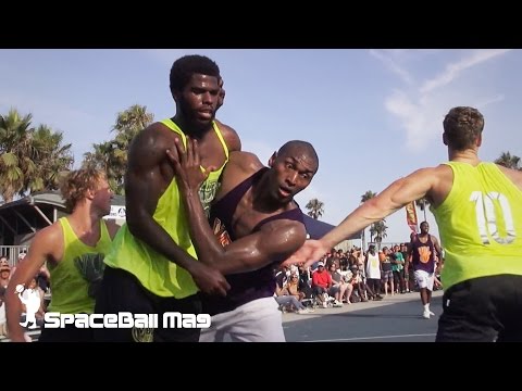 Metta World Peace in VBL - Venice Basketball League