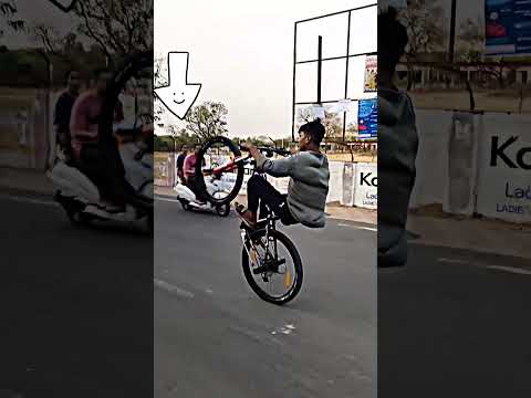 public reaction ???? wheelie to ( kunal rider ) #wheelie #shorts