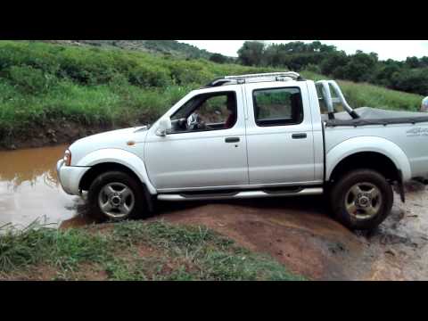 Nissan Hardbody Double Cab 3.3l V6 off Road Mud hole river crossing pass 1