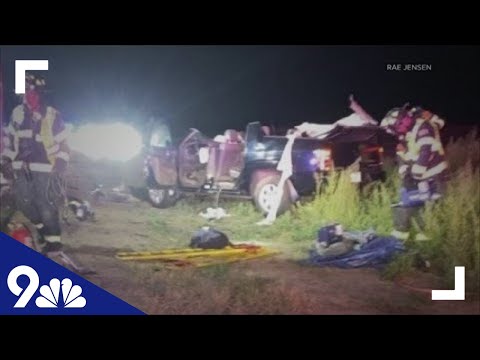 2 teens killed in crash near Castle Rock