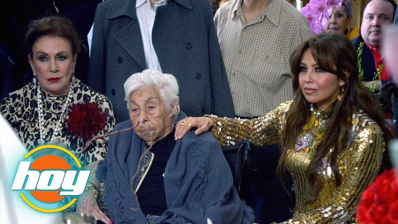 Thalía y Laura Zapata se reencuentra para celebrar a su abuela | HOY