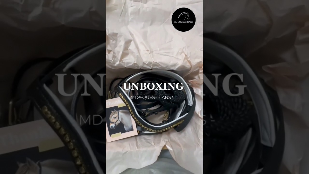 Let's unboxing this STUNNING bitless bridle and neckrope from @mdequestrians ( Nicole10 for 10%off )