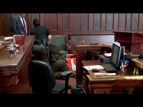 Youngstown Ohio Brothers Court Fight Video: Mother's Murder Avenged