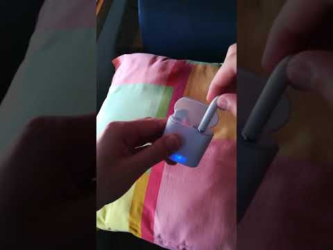 The right earpod doesn't work, only the left one