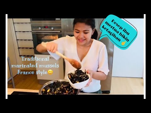 Traditional French Marinated Mussels || Moulés Marinées