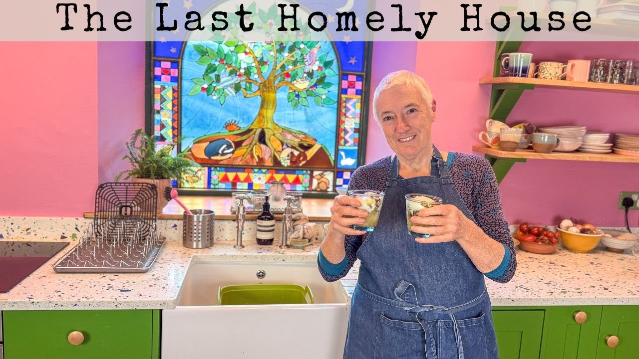 Cooking Apples in my New Homely Kitchen #25/21