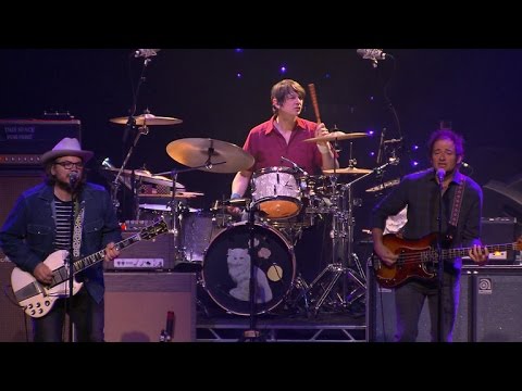 Saturday Sessions: Wilco performs "Random Name Generator"