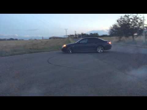BMW e60 535D M-packet 340PS chip only burning rubber (drift)