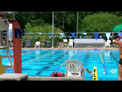 Trousdell Aquatic Center offering free lifeguard certification, training