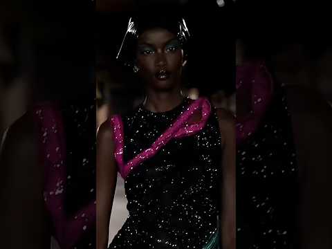 Anok is the goddess✨ #anokyai #shorts #model #runway #modeling #fashion #interview #fyp #trending