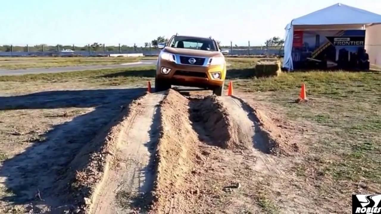 NISSAN NP300 Off Road - Monterrey.