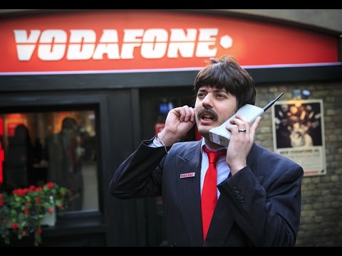 [1985] UK's first mobile phone call