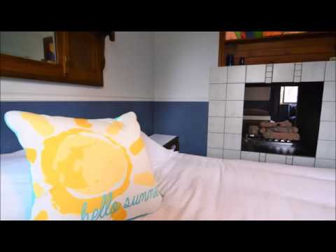 Michigan Bed & Breakfast: Blue Satin Hot Tub & Fireplace Suite at the Hop & Vine Inn