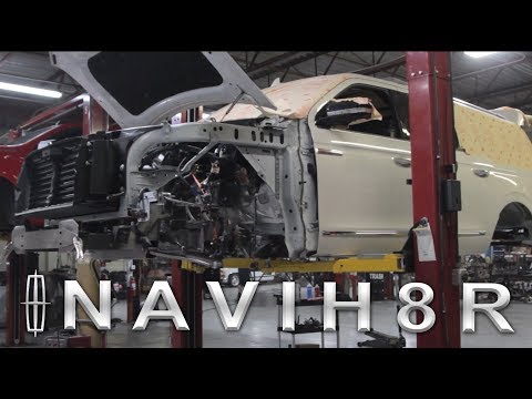 Slammed Lincoln Navigator "Navih8r" Looks Impossible, Has Gold ...