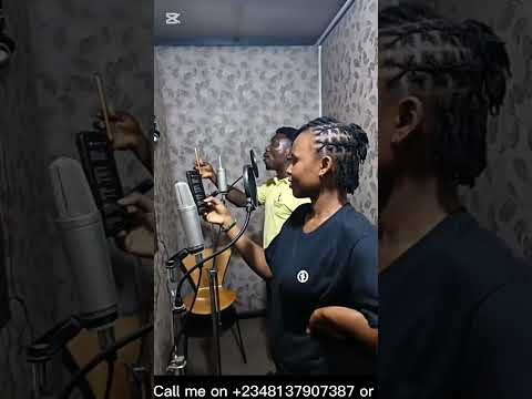 VOICE-OVER ARTISTE